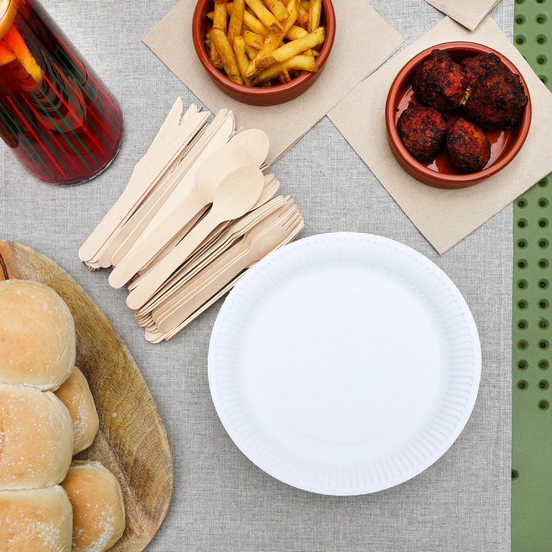 Plain White Compostable Paper Plates - 150 Pack – Talking Tables US Trade